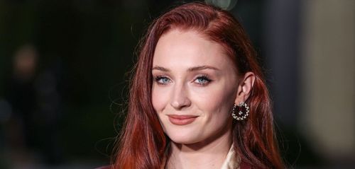 Sophie Turner - Bio, Age, Net Worth ,Career, and Personal Life | Woke Waves Celebs